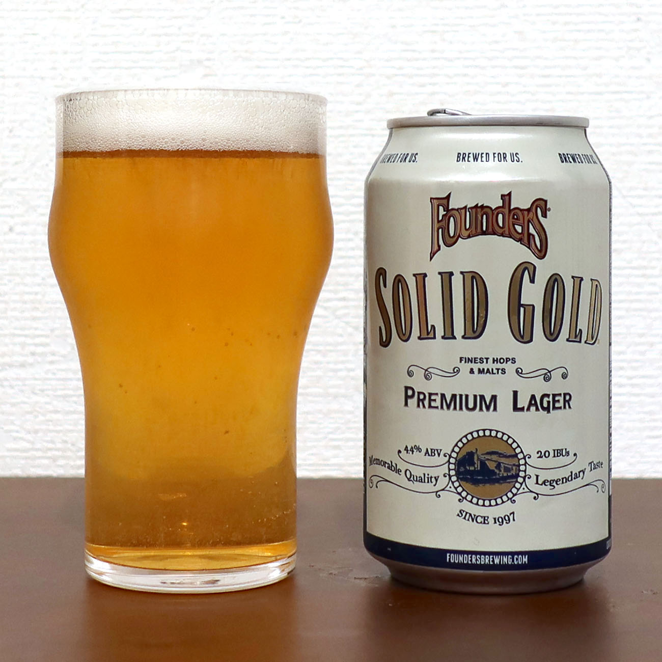 アメリカ Founders Brewing Co. Solid Gold | 生ビールブログ